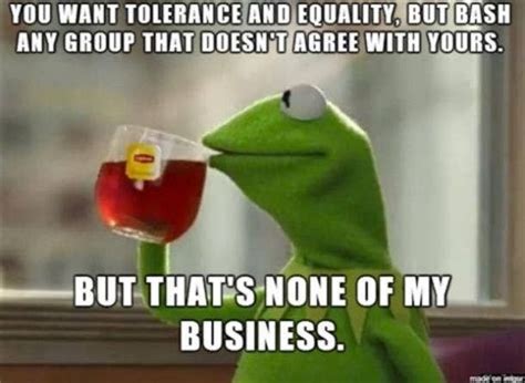 History And Meaning Of The Kermit Sipping Tea Meme Drinking Tea Tea