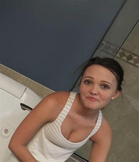 Brittney Atwood Cleavage Rbrittneyatwood1