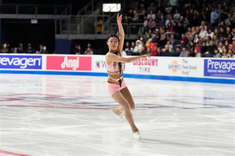Chinese Figure Skating Starlet An Xiangyi Makes Senior Bow At Isu Grand