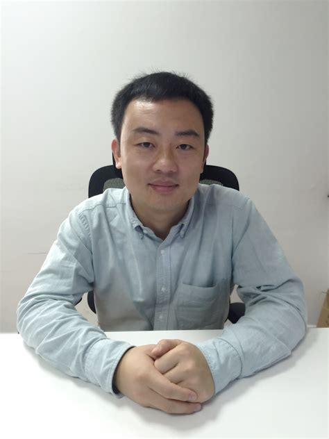 王朋举第6页大山谷图库