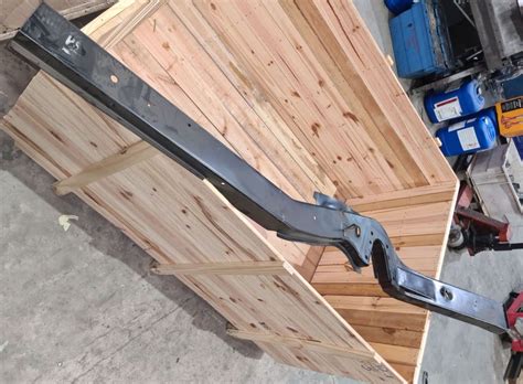 Right Outer Chassis Rail 70 79 211 703 022c