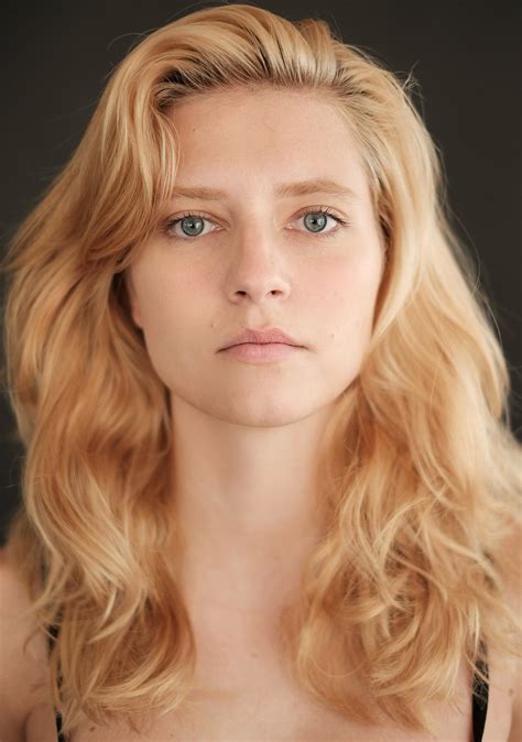 Ana Schurmann Metro Models