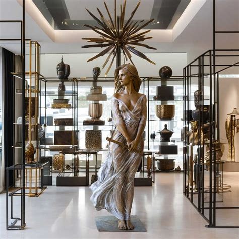 Custom Metal Figure Life Size Sexy Lady Statue Bronze