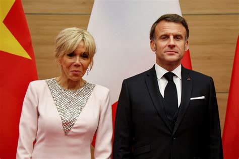 French President 47 Gets Hit In The Face By Wife 72