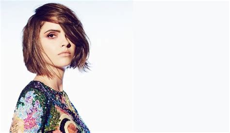 Shelley Hennig Returns To Days Hair Cuts Womens Hairstyles Shelley
