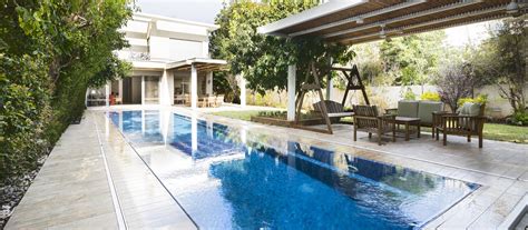 ‎אמנון כהנוב אדריכל‎ Added A New אמנון כהנוב אדריכל