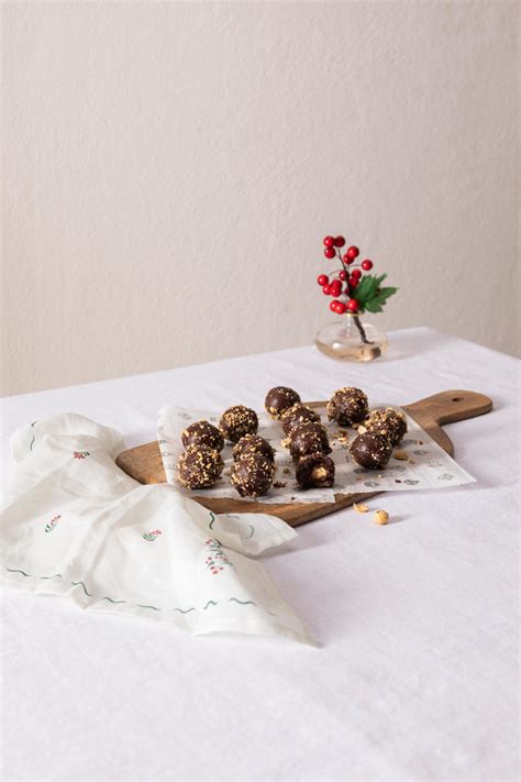 Bonbons Au Chocolat Au Coeur De Noisette Create Recipes Recettes à Réaliser Avec Votre Chefbot