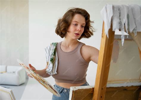 Premium Photo Braless Woman Working Indoor