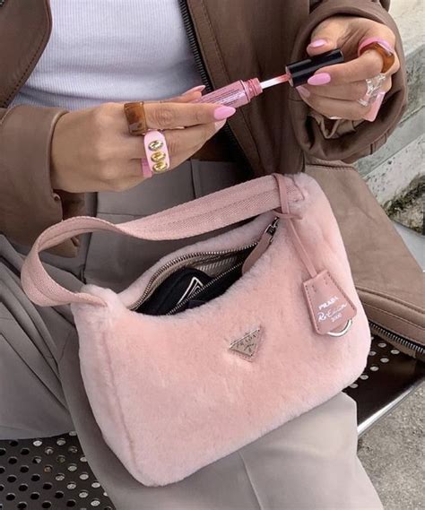 Prada Handbag Bag Outfit Pink Inspireren Fashion Fashion