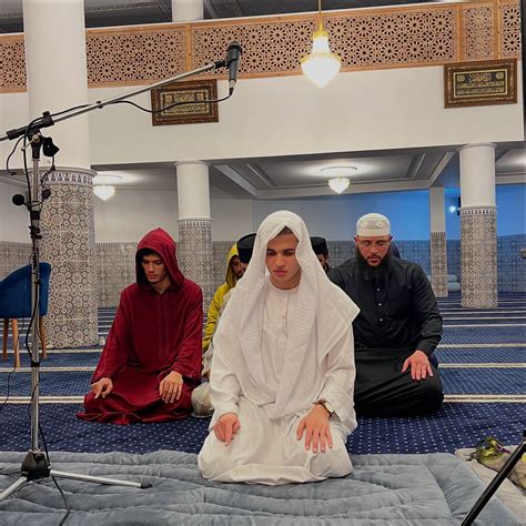 ‎omar Al Azami عمر الأزمي 🇲🇦‎ ‎🫶🏻🤍 Allah Nasheed Islam Maroc