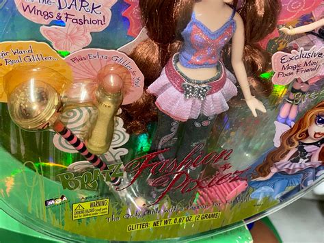Mga 34885 Bratz Fashion Pixies Breeana Doll Glow In The Dark Wings