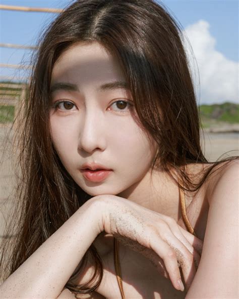 王雨萱ariel 王雨萱ariel Added A New Photo — At 白沙灣海水浴場