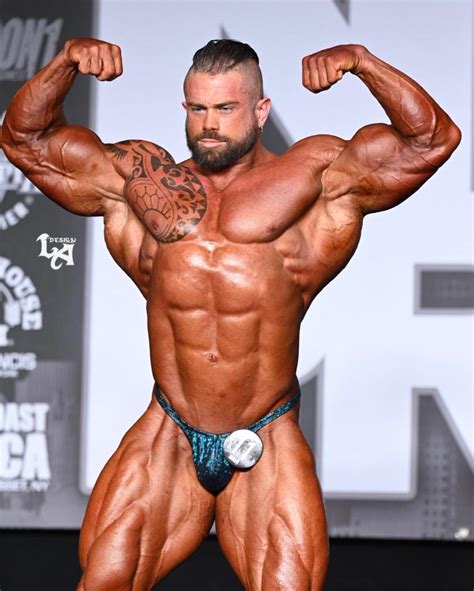 Bodybuilding La Stagione Agonistica Di Andrea Presti Parte Dallempro