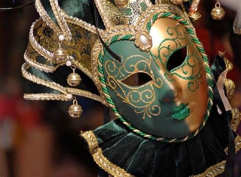 Carnaval in Venetië | Jester mask, Carnival masks, Masks masquerade