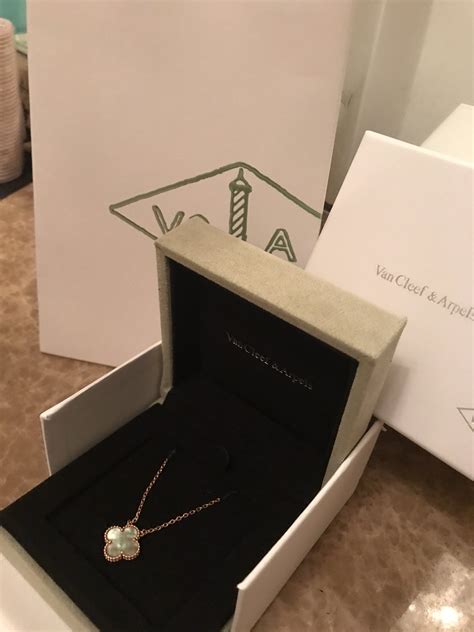 잭다니엘허니 On Twitter 요즘 제일 잘 쓰는 목걸이 공개함🫧 Qvji6mweir Twitter