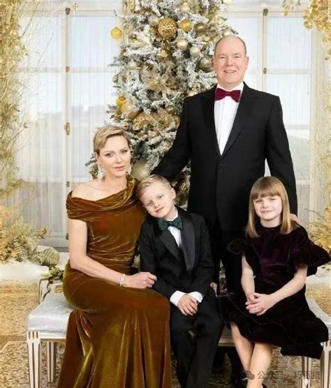 夏琳王妃被拉来强行营业，突然大变样！ 改了造型阿尔贝婚礼身材