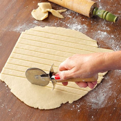 How To Use A Pizza Cutter