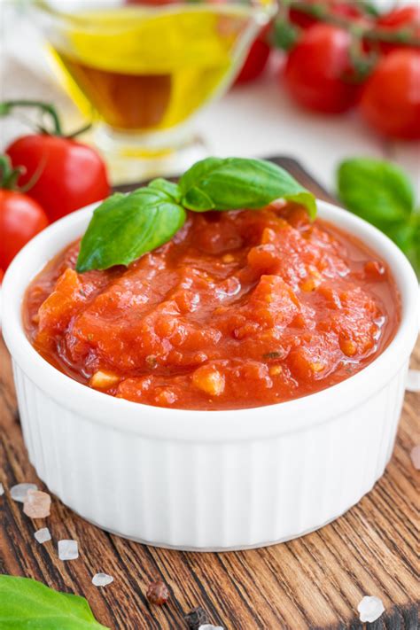 What To Make With Marinara Sauce 20 Marinara Sauce Recipes Anyone Can Make The Crafty Chefs