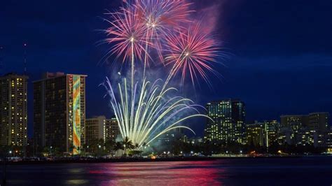 Waikiki Friday Night Fireworks Where To Watch For The Best View