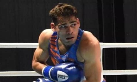World Boxing Cships Hussamuddin Naveen Cruise To Pre Quarterfinals