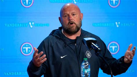 Tennessee Titans Oc Brian Daboll Said A Lot And A Little About Cam Ward