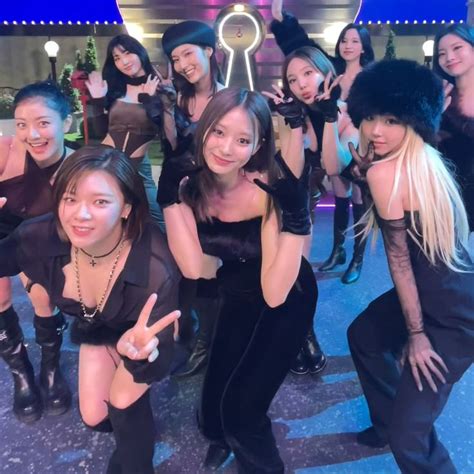 Pin By ☾ On ⌗ 𝐭𝐰𝐢𝐜𝐞 ˎˊ˗ Kpop Girls Twice Twice Group