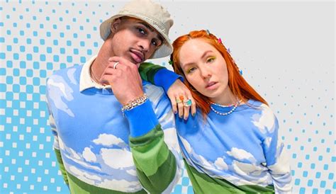 Microsoft Unveils 2023s Windows Ugly Sweater • The Register