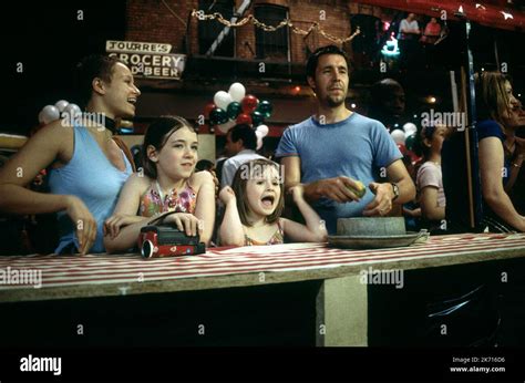 Samantha Morton Sarah Bolger Emma Bolger Paddy Considine In America