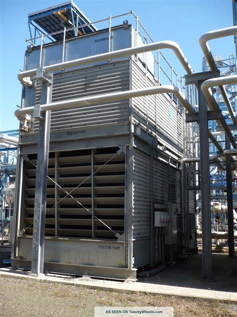 Closed Circuit Cooling Tower Bac Model Fxv 288 31r