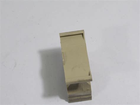 Weidmuller Scht 5 Terminal Block Marker Beige Lot Of 20 Used Industrial Automation Canada