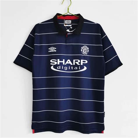 Manchester United 1999 2000 Away Kit
