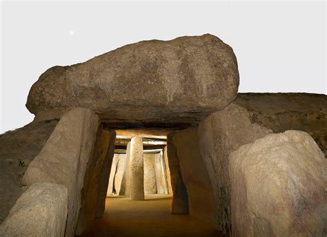Encajeras De Bolillos De BenalmÁdena 2 Dolmen De Menga Antequera Málaga España