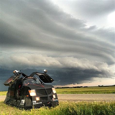 Storm Discover 36 Storm Chaser