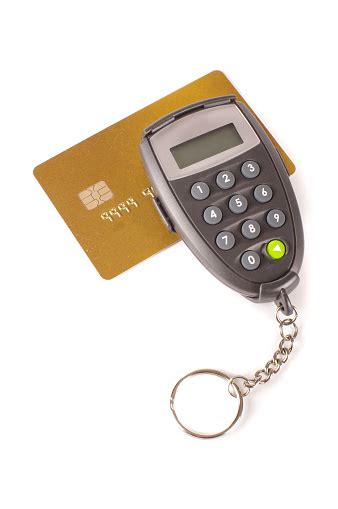 흰색 배경에 고립 된 Digipass 및 신용 카드 0명에 대한 스톡 사진 및 기타 이미지 0명 검증 구매 Istock
