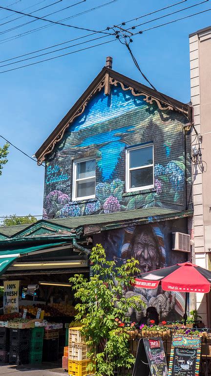 Toronto Street Art Self Guided Tour Of Toronto Murals Justin Plus Lauren