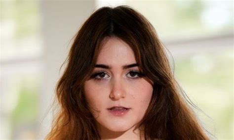 Lilibet Saunders Biography Age Career And Net Worth 2025