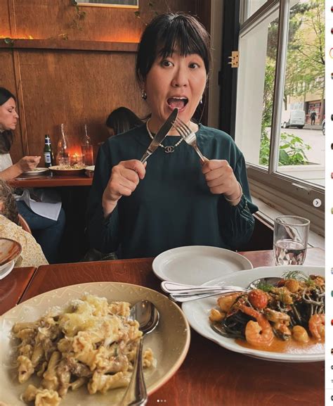 どんどんキレイに光浦靖子53歳、シャネルを着用し激変した最新ショットが反響「誰だかわからない」「別人かと思った」 エンタナビ