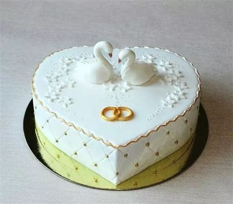 Beautiful Heart Shape Ring Ceremony Cake