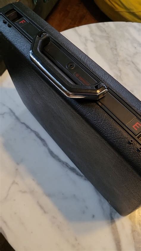 Samsonite Briefcase Braces For My Super Flimsy 17 Laptop R