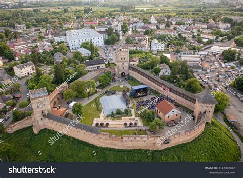 Lubart Images, Stock Photos & Vectors | Shutterstock