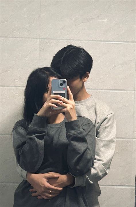 Pin By Its On Quick Saves Couples Hidden Face Pics Couple