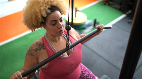 Black Woman Pulling Videos And Hd Footage Getty Images