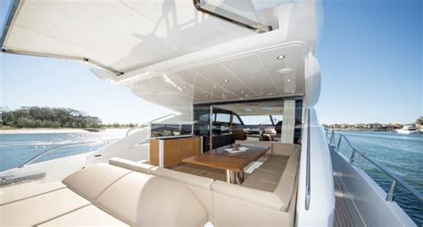 Locations Bateaux And Yachts Sunseeker 72 Ang Yachting