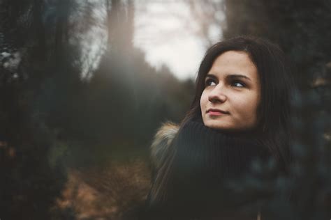 Premium Photo Portrait Of Woman In Forest