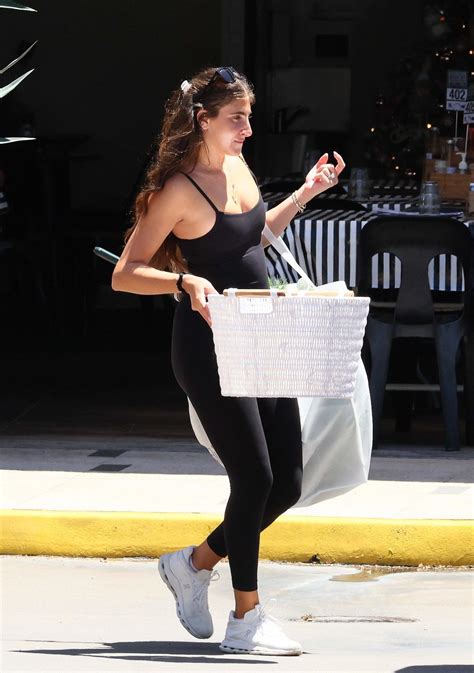 Shanel Naoum Out For Christmas Shopping In Brisbane 12172023 Hawtcelebs