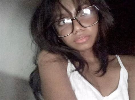 Morena With Glasses Filipino Girl Girl Short Hair Filipina Girls