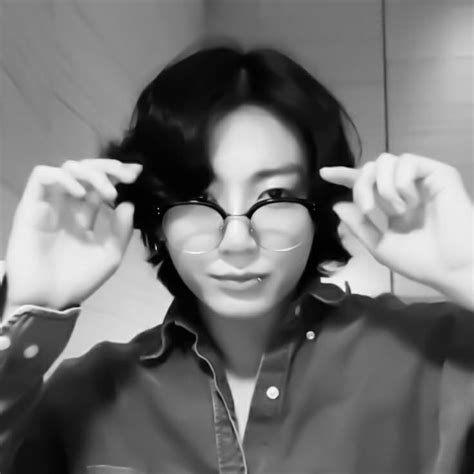 Jungkook Jk Jungkook Cat Eye Glass Square Glass