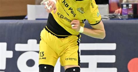 사진 비예나강력한 파워로 서브에이스