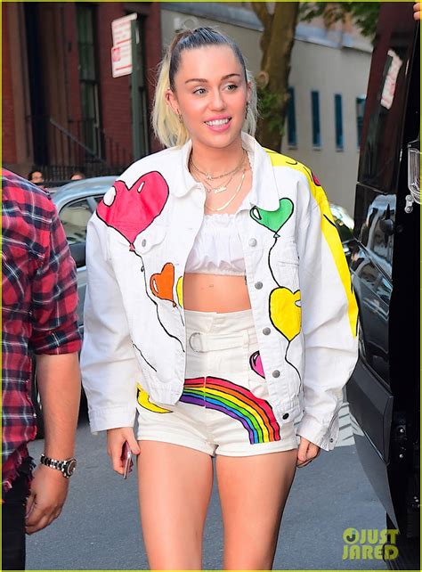 Miley Cyrus Shows Off Her Legs In Rainbow Short Shorts Photo 3914639 Miley Cyrus Photos