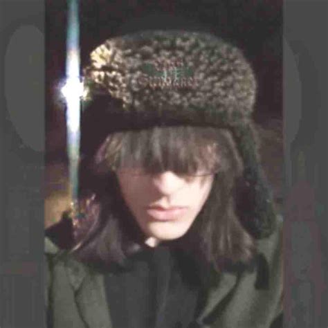 Does Hakcle Make Music For The Workign Class Sory For Those Who